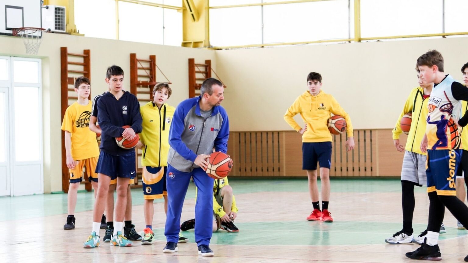 Performanța în baschetul ieșean trece la un nou nivel, cu Miroslav ...